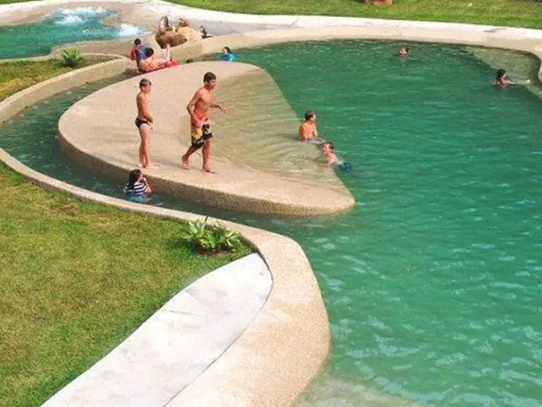 Best Port Stephens Caravan Parks [2025] - Bright Camping